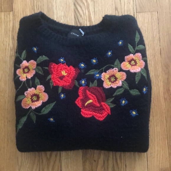 cliche | Tops | Stunning Cliche Sweater Floral Print | Poshmark